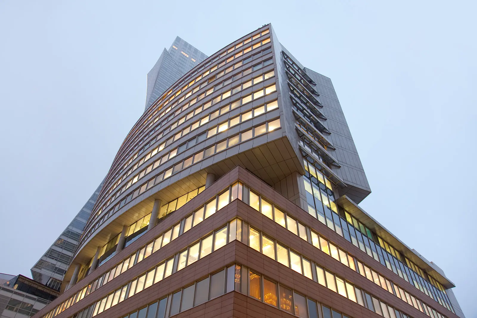 Warsaw Towers, Sienna 39, Śródmieście, Warszawa - OfficeHERO